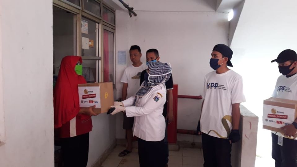 Paket Sembako Untuk Warga Dhuafa dan Difabel Di Rusunawa Cipinang Besar ...
